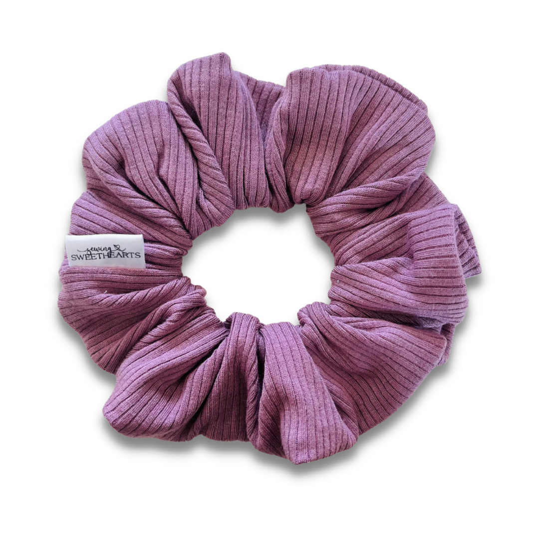Lilac Ribbed Scrunchie – Sewing Sweethearts